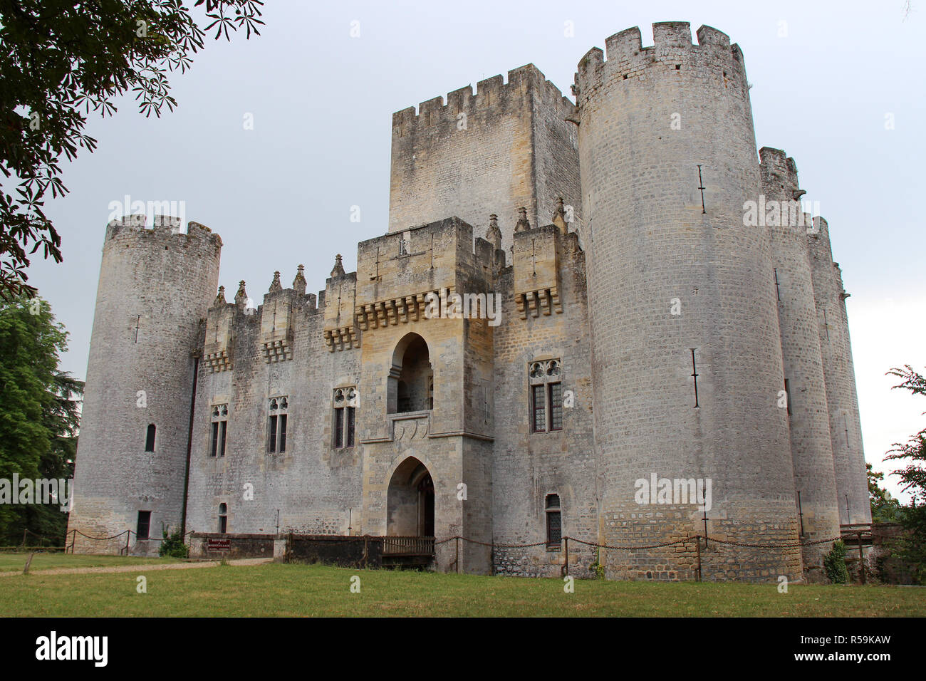 The castle of Roquetaillade in Mazères (France Stock Photo - Alamy