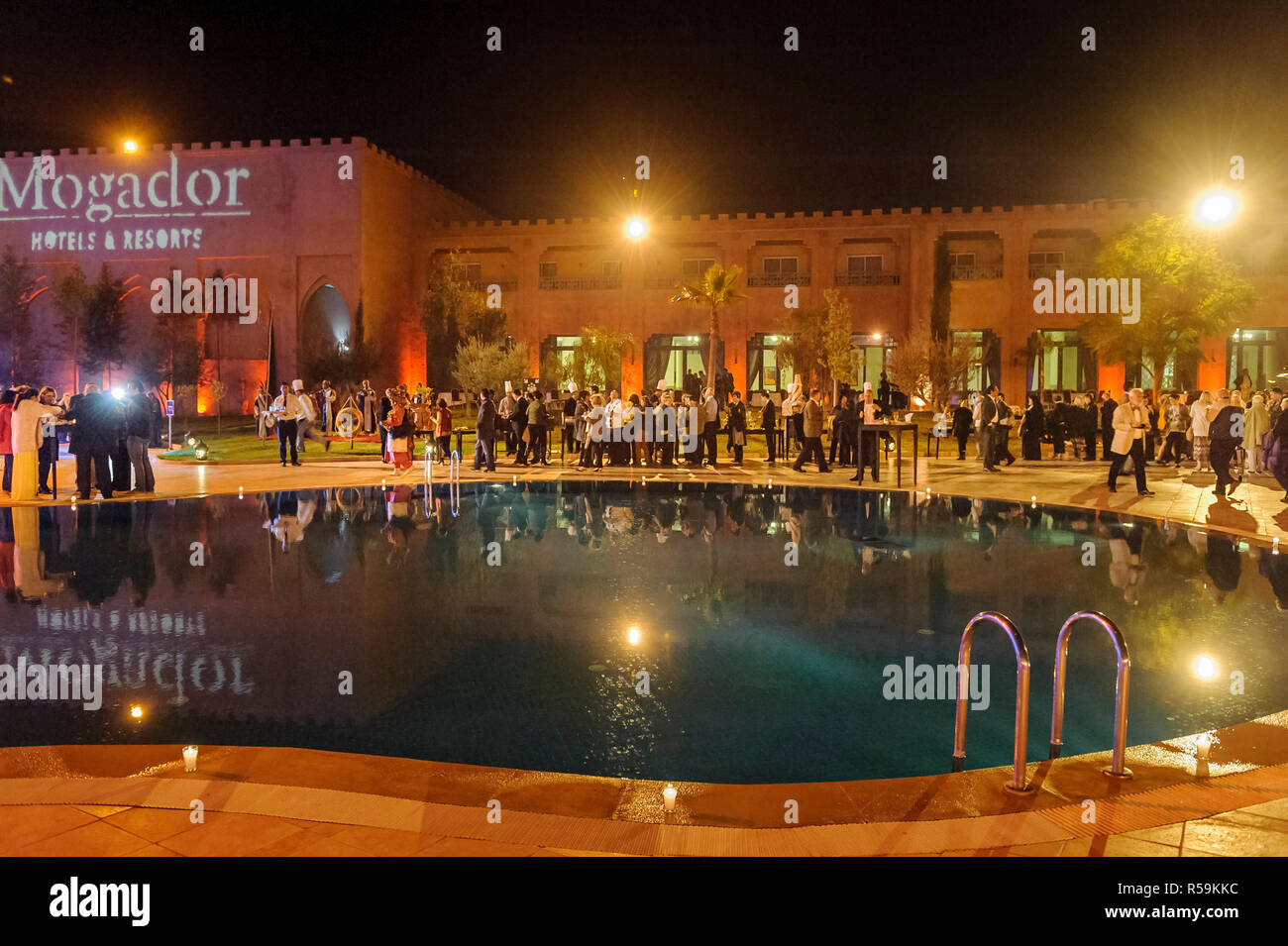 Morocco marrakech acrobats hi-res stock photography and images - Alamy