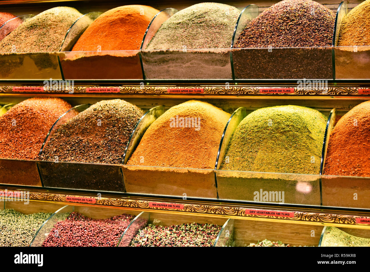 Variety of spices on the Grand Bazaar in Istanbul, Turkey Stock Photo ...