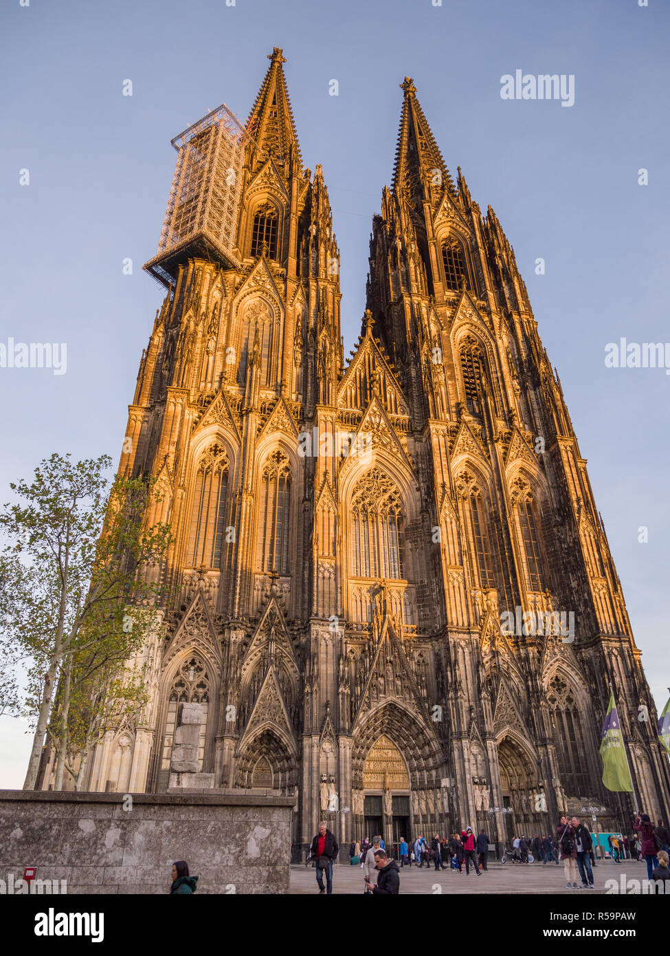 North side of the cathedral hi-res stock photography and images - Alamy