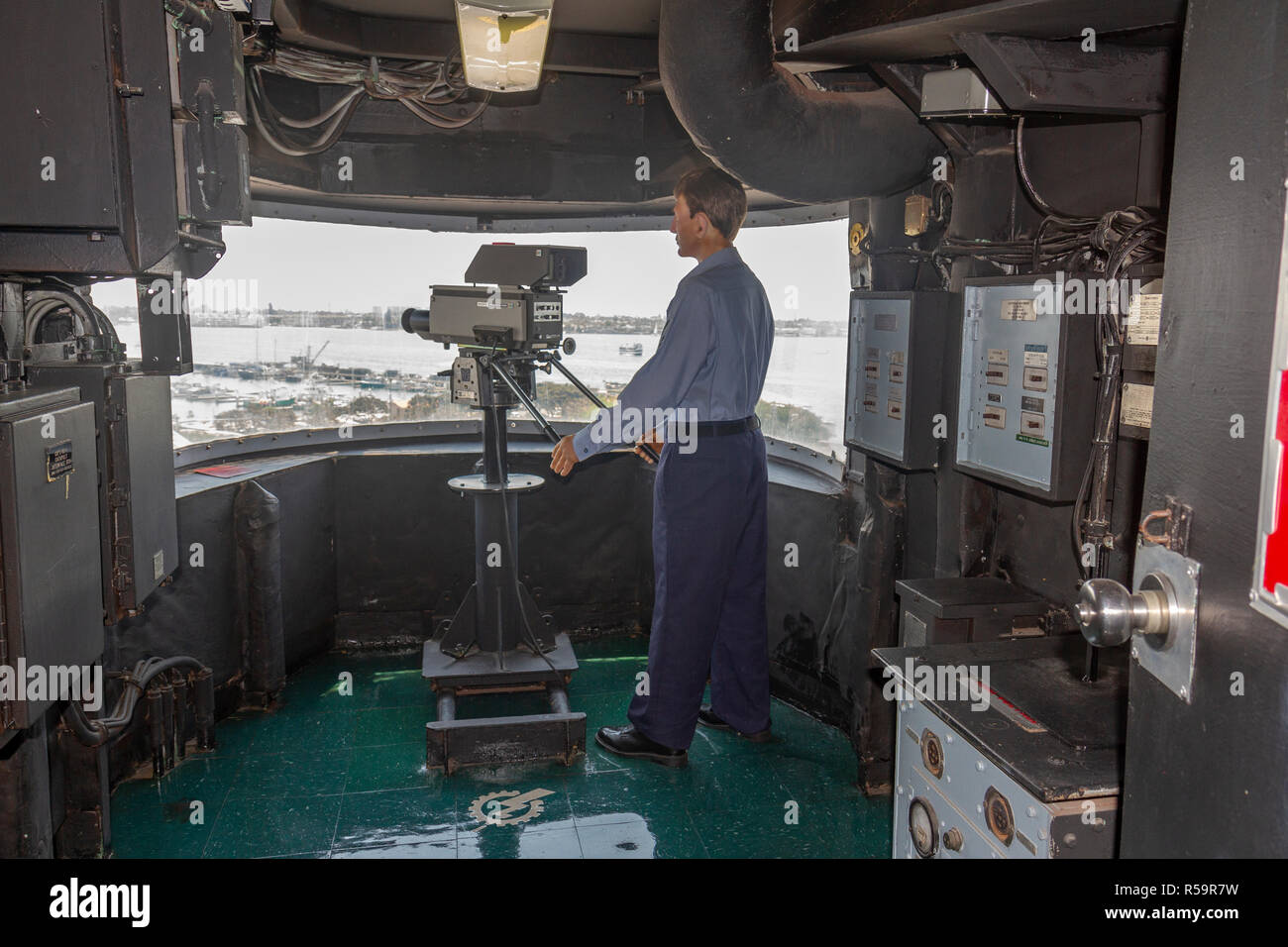 Flight deck camera room hi-res stock photography and images - Alamy