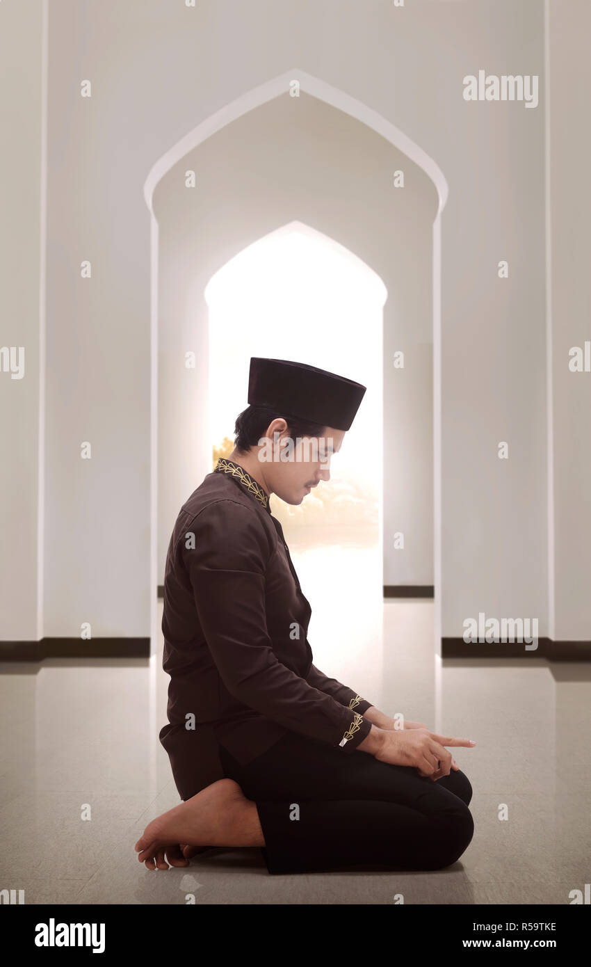 Person Kneeling Side View