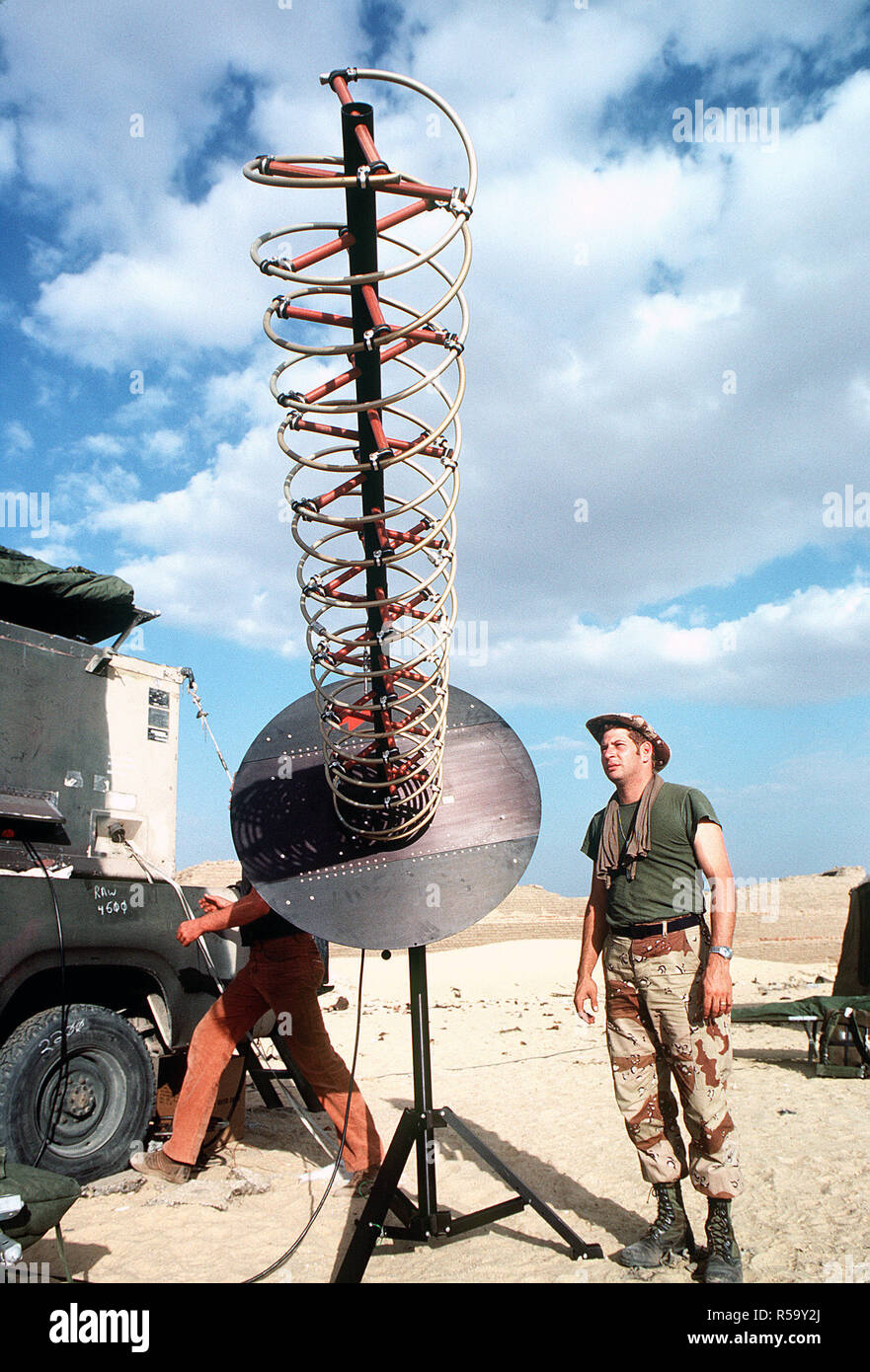 1980s satellite hi-res stock photography and images - Alamy