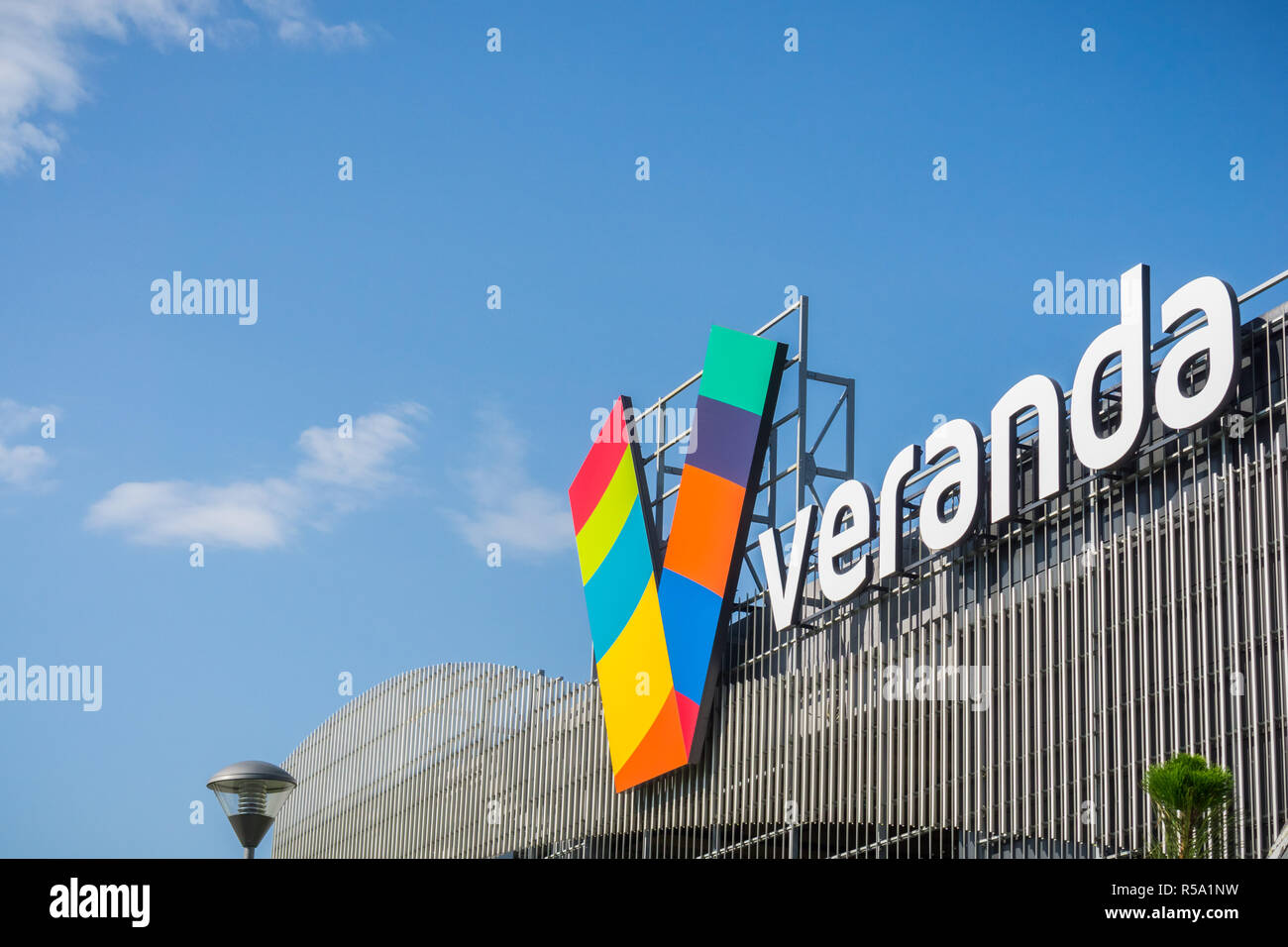 Veranda mall hi-res stock photography and images - Alamy