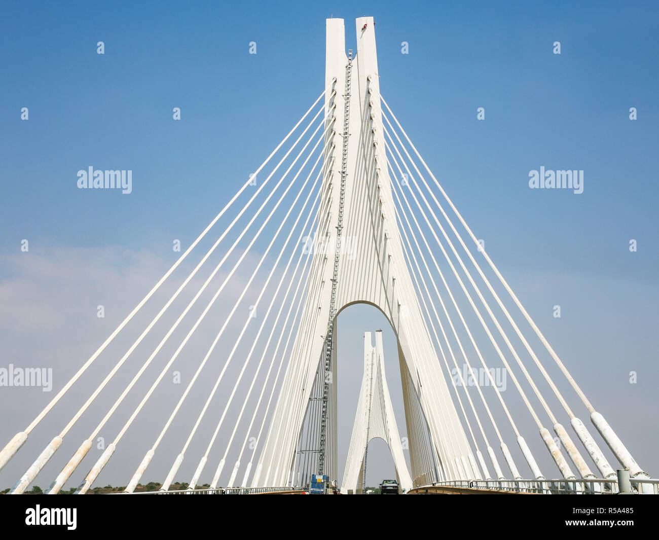 Portimao bridge over Arade river in Portugal Stock Photo - Alamy