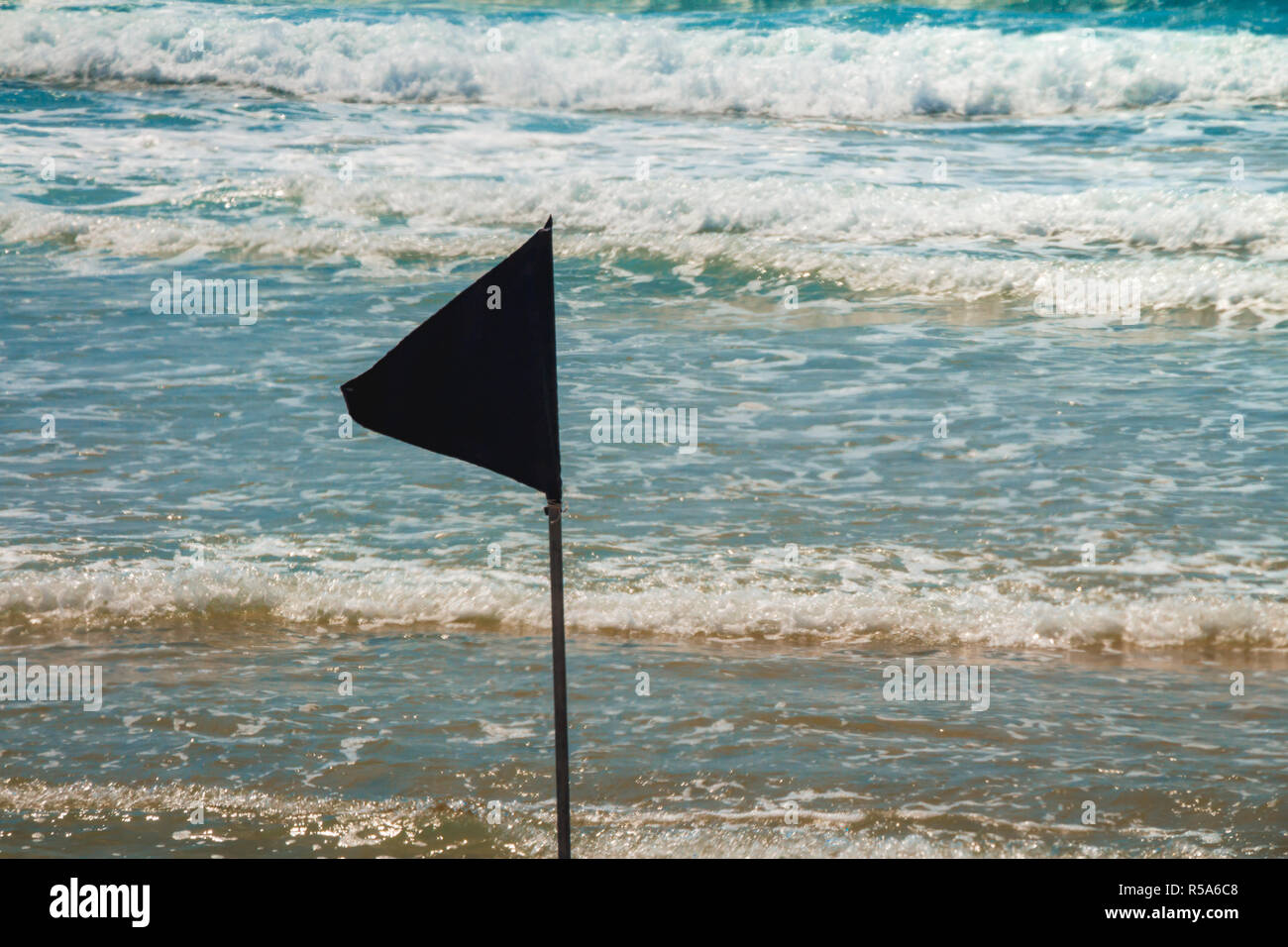 High surf warning sign hi-res stock photography and images - Alamy