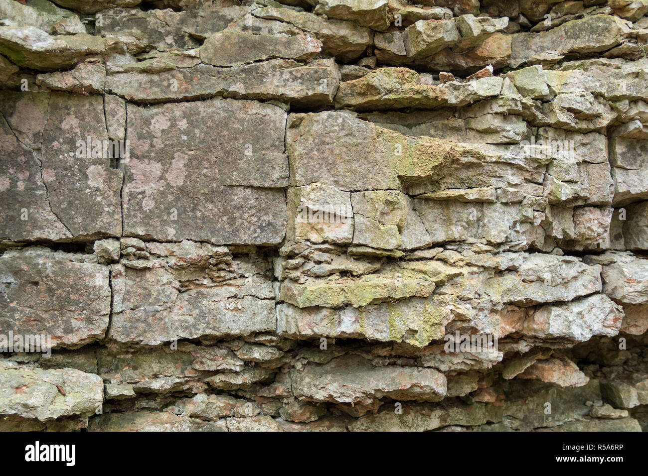 Quarry stone brittle hi-res stock photography and images - Alamy