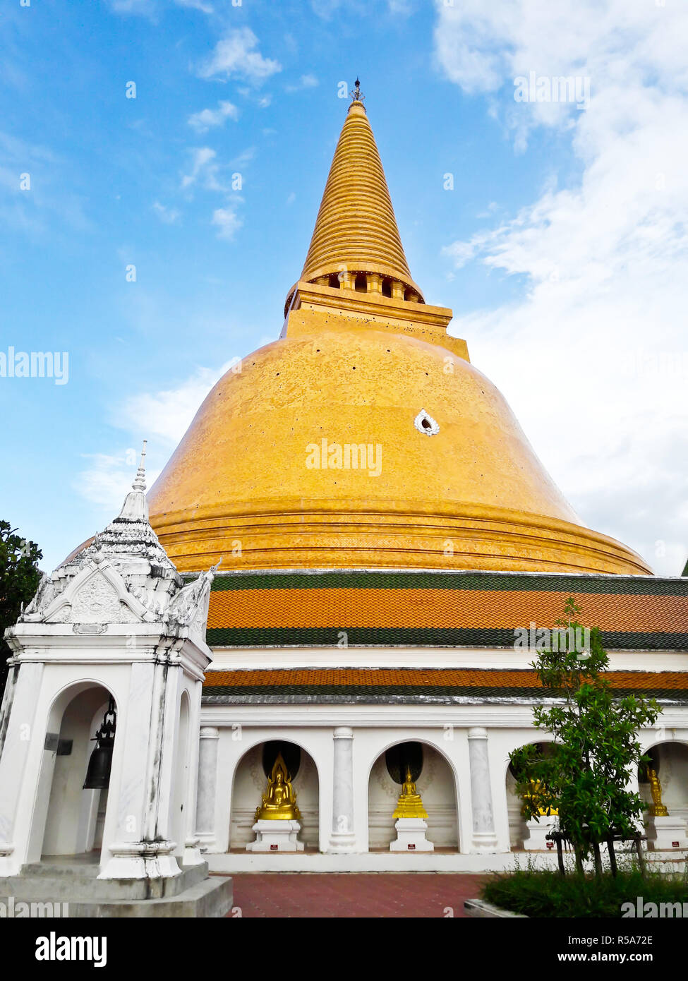Phra Pathom Chedi, the tallest stupa in the world. It is located in the ...