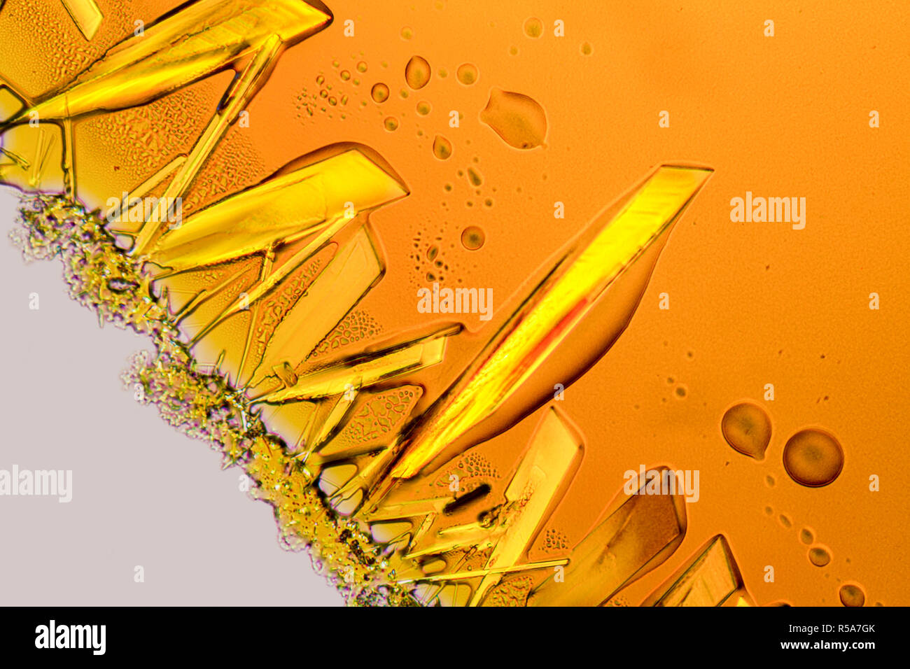 Ferric chloride hi-res stock photography and images - Alamy