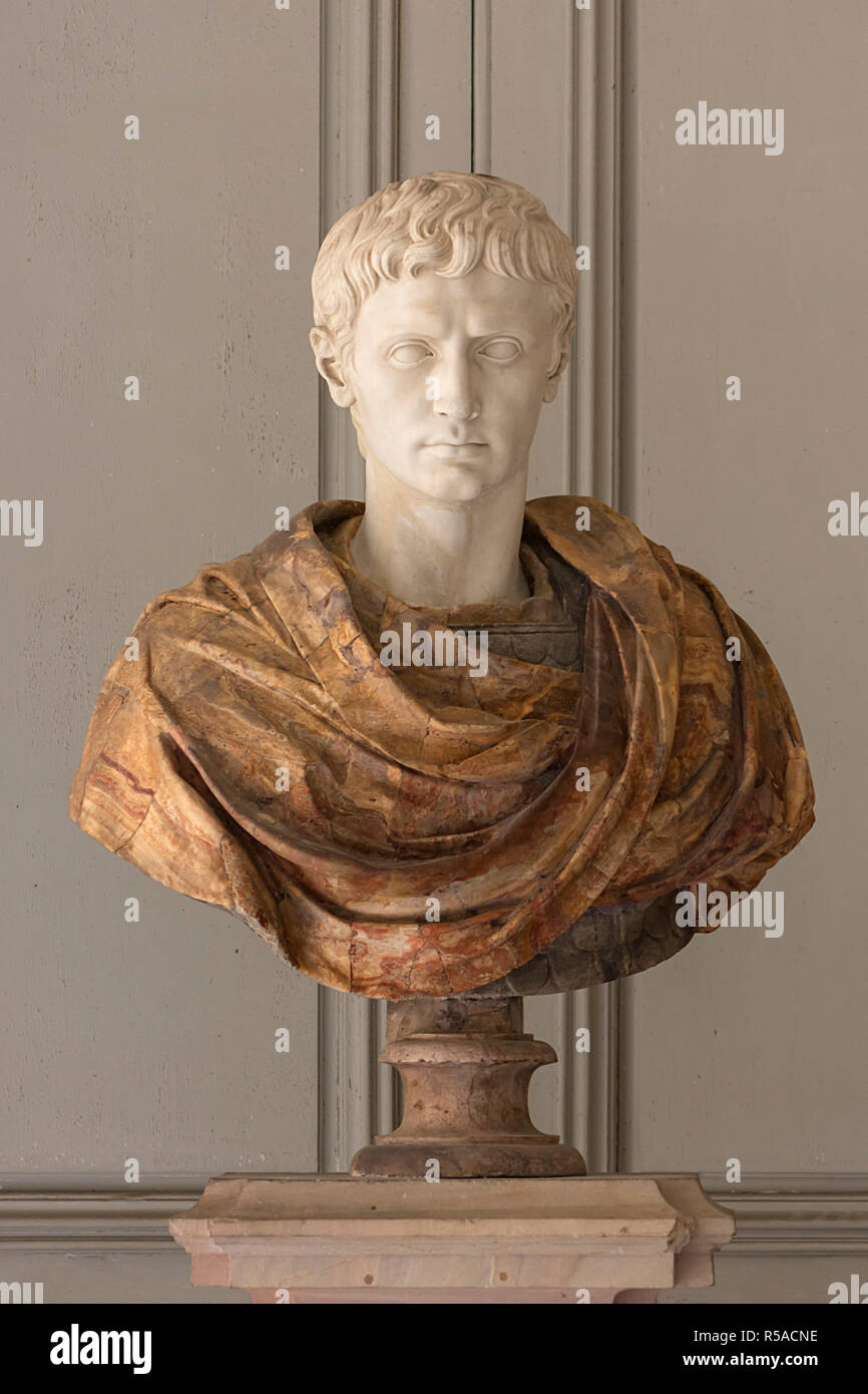 Roman bust, archaeological museum, Strasbourg, Alsace, France Stock ...