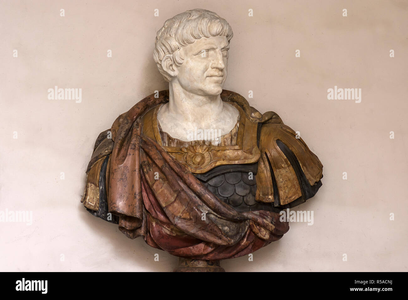 Roman bust museum hi-res stock photography and images - Alamy
