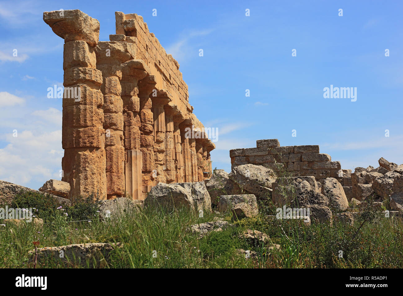 Greek remains hi-res stock photography and images - Alamy