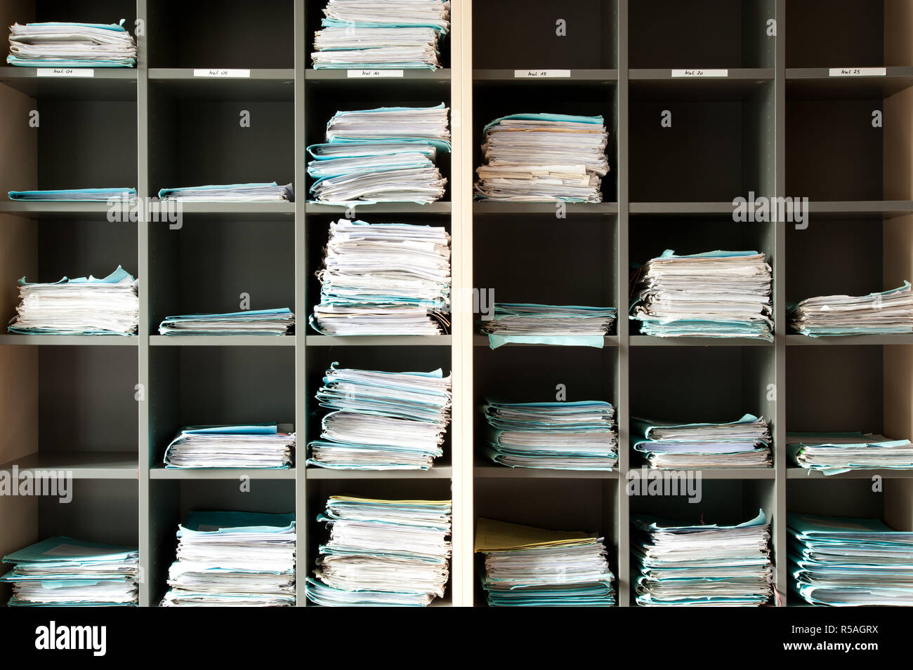 Akten raum hi-res stock photography and images - Alamy