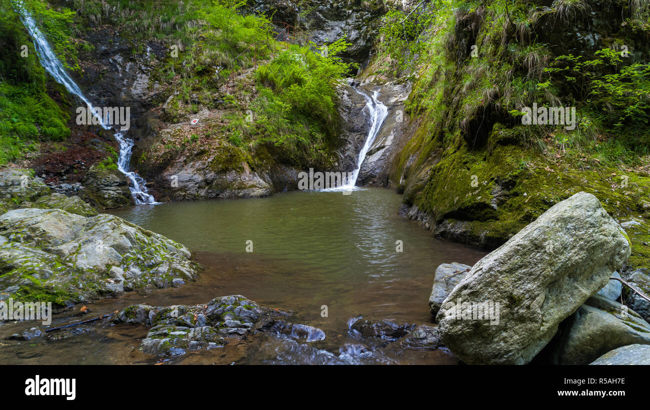 Valea lui Stan canyon and river in Romania Stock Photo - Alamy