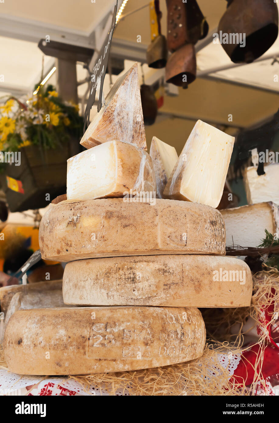 Cheeses on sale counter hi-res stock photography and images - Alamy