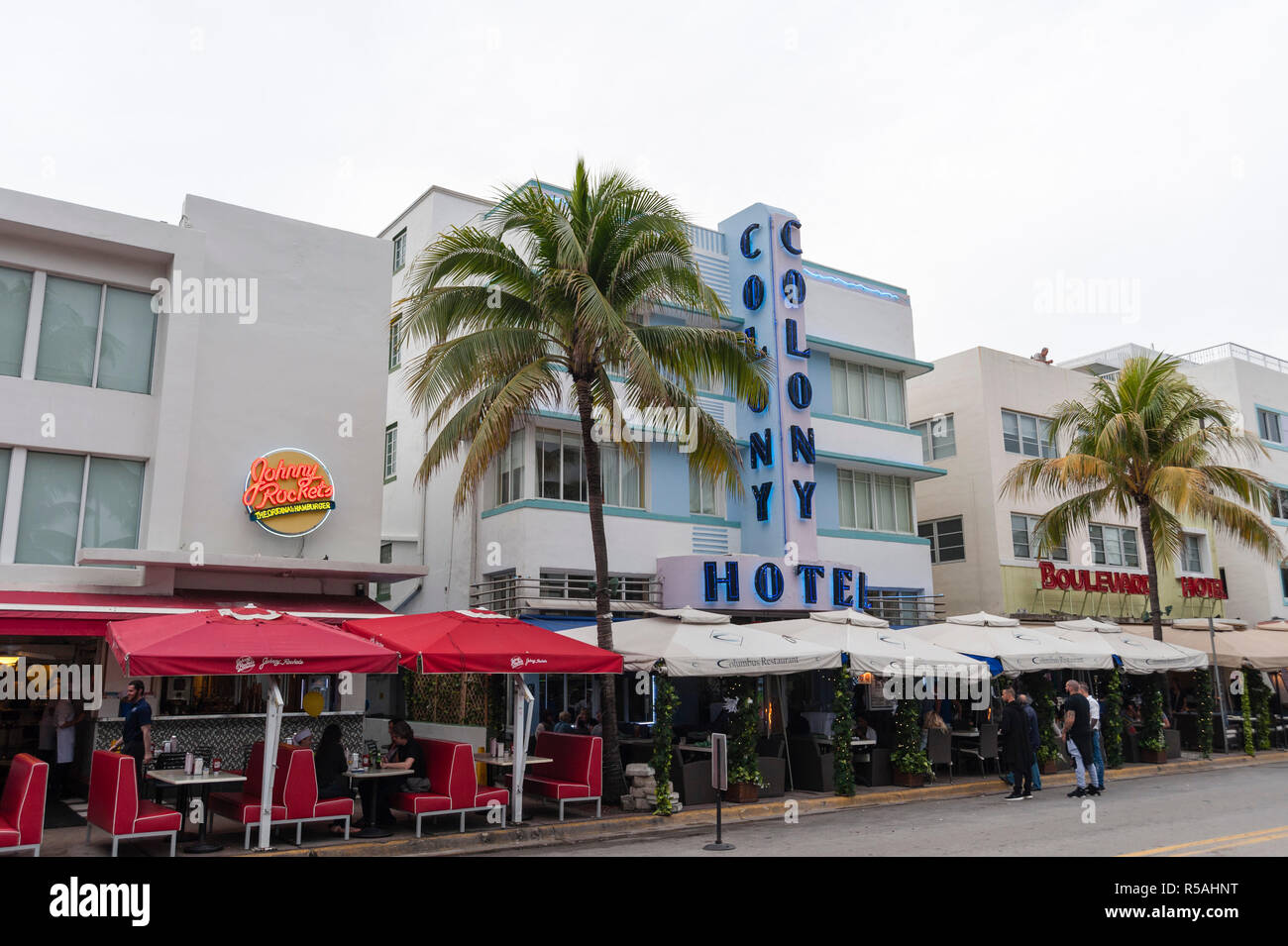 Colony hotel ocean drive hi-res stock photography and images - Alamy