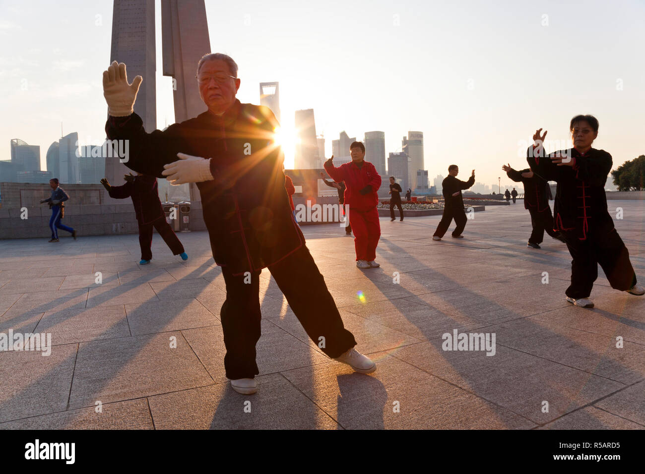Tai Chi exercises, early morning, The Bund, Shanghai, China Stock Photo ...