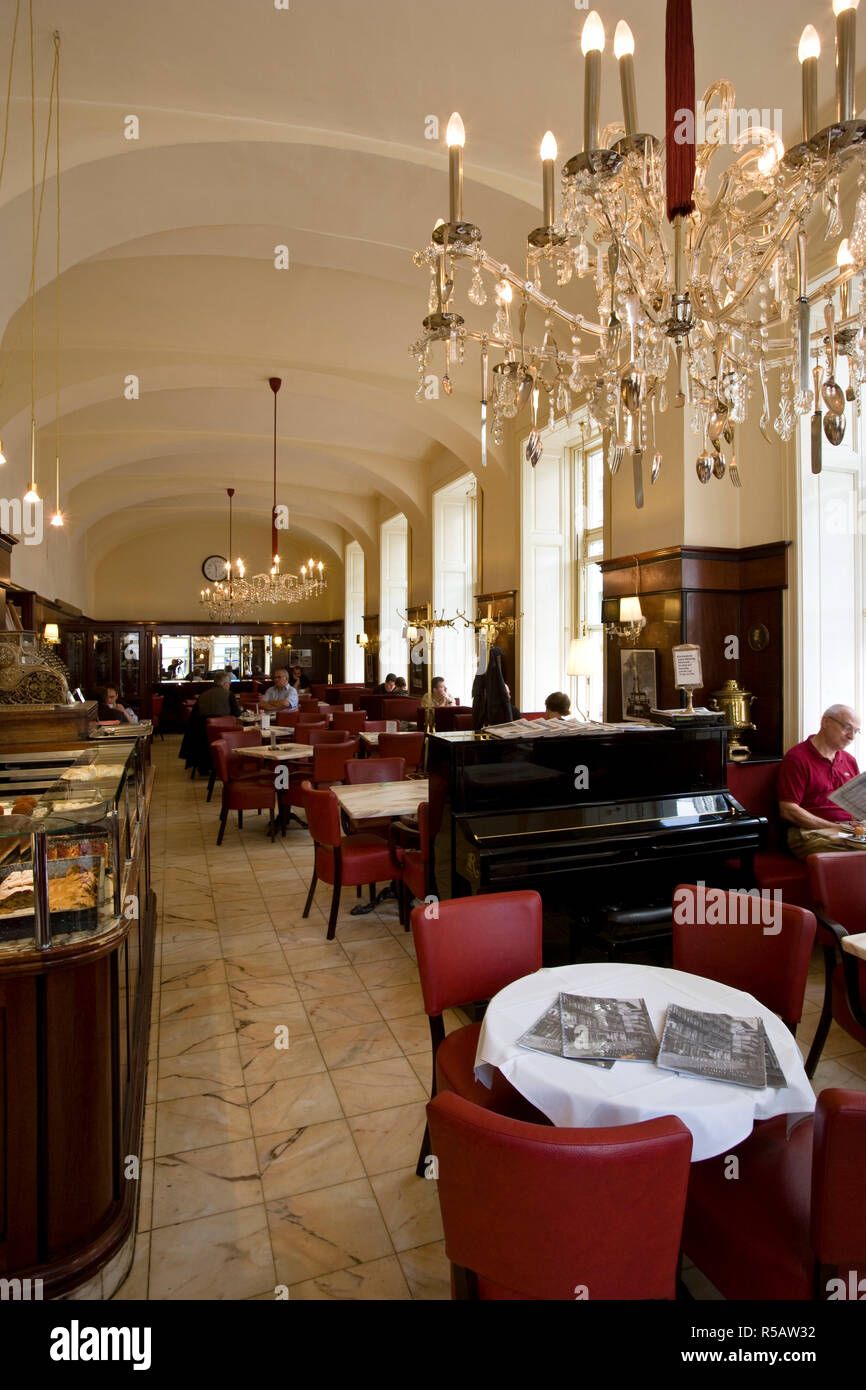Famous traditional cafe vienna hi-res stock photography and images - Alamy