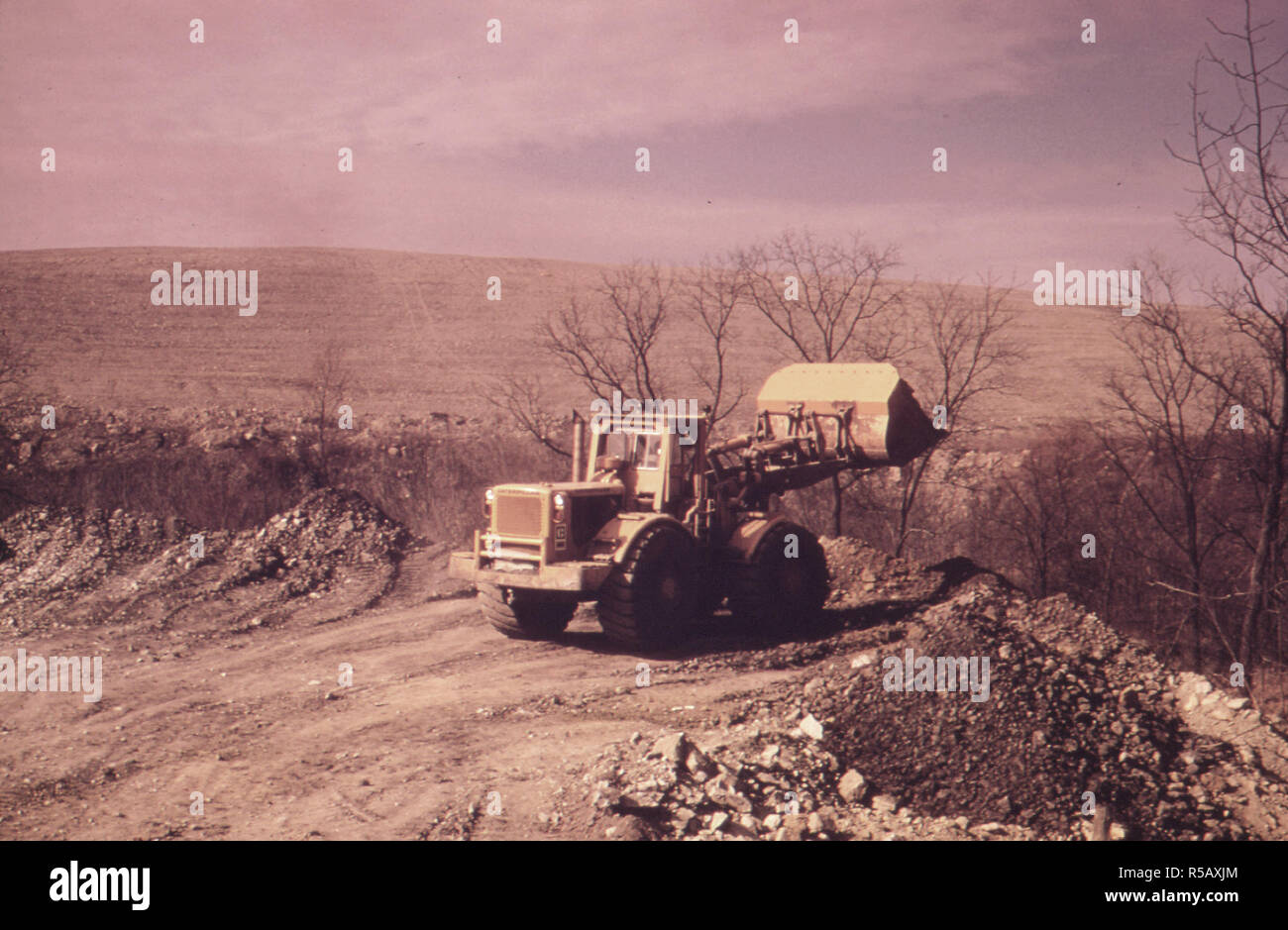 1973 bulldozer hi-res stock photography and images - Alamy