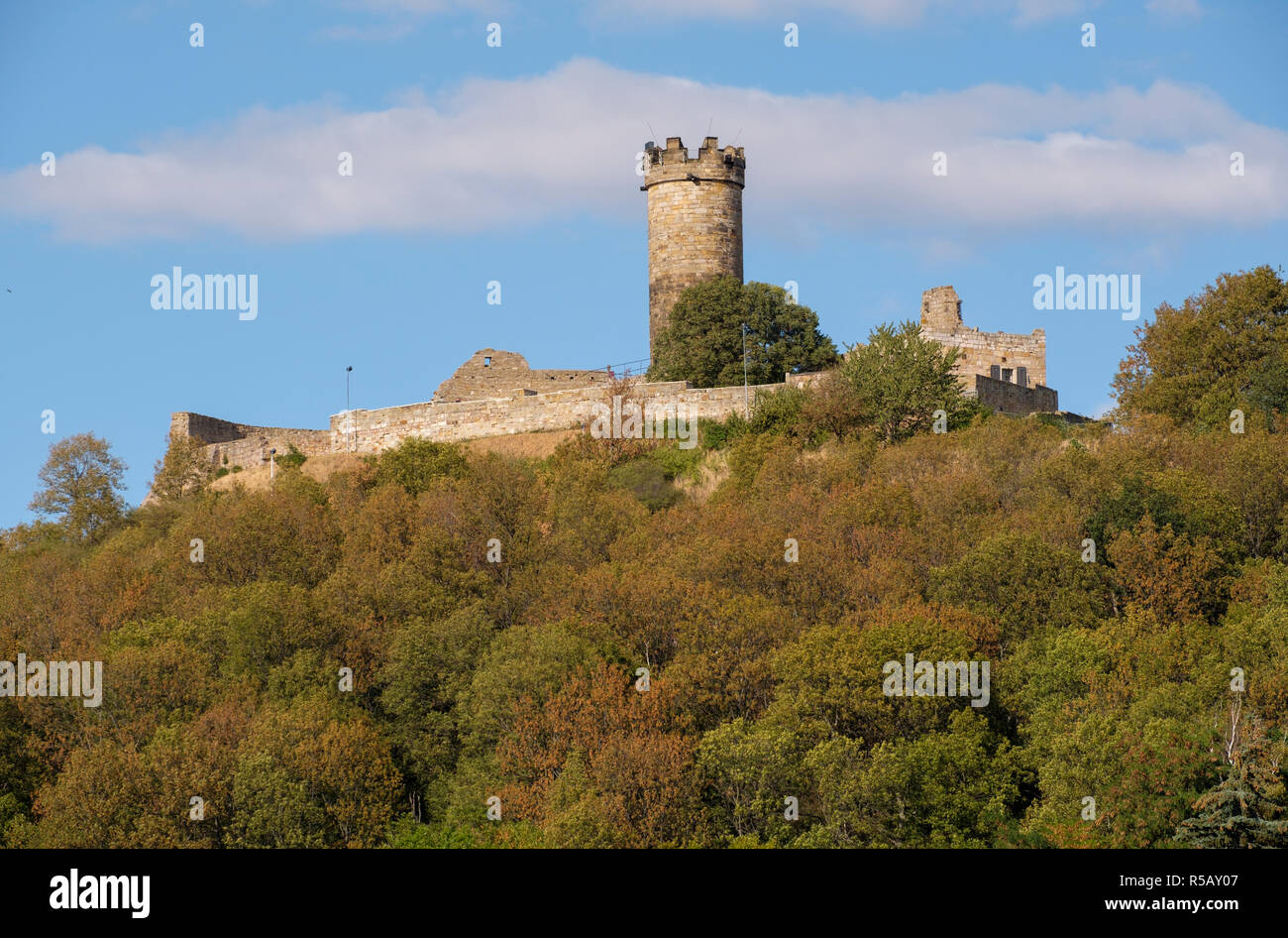 Mühlburg castle ruins mühlberg drei hi-res stock photography and images ...