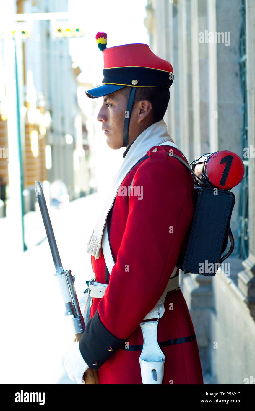 Bolivian guard hi-res stock photography and images - Alamy