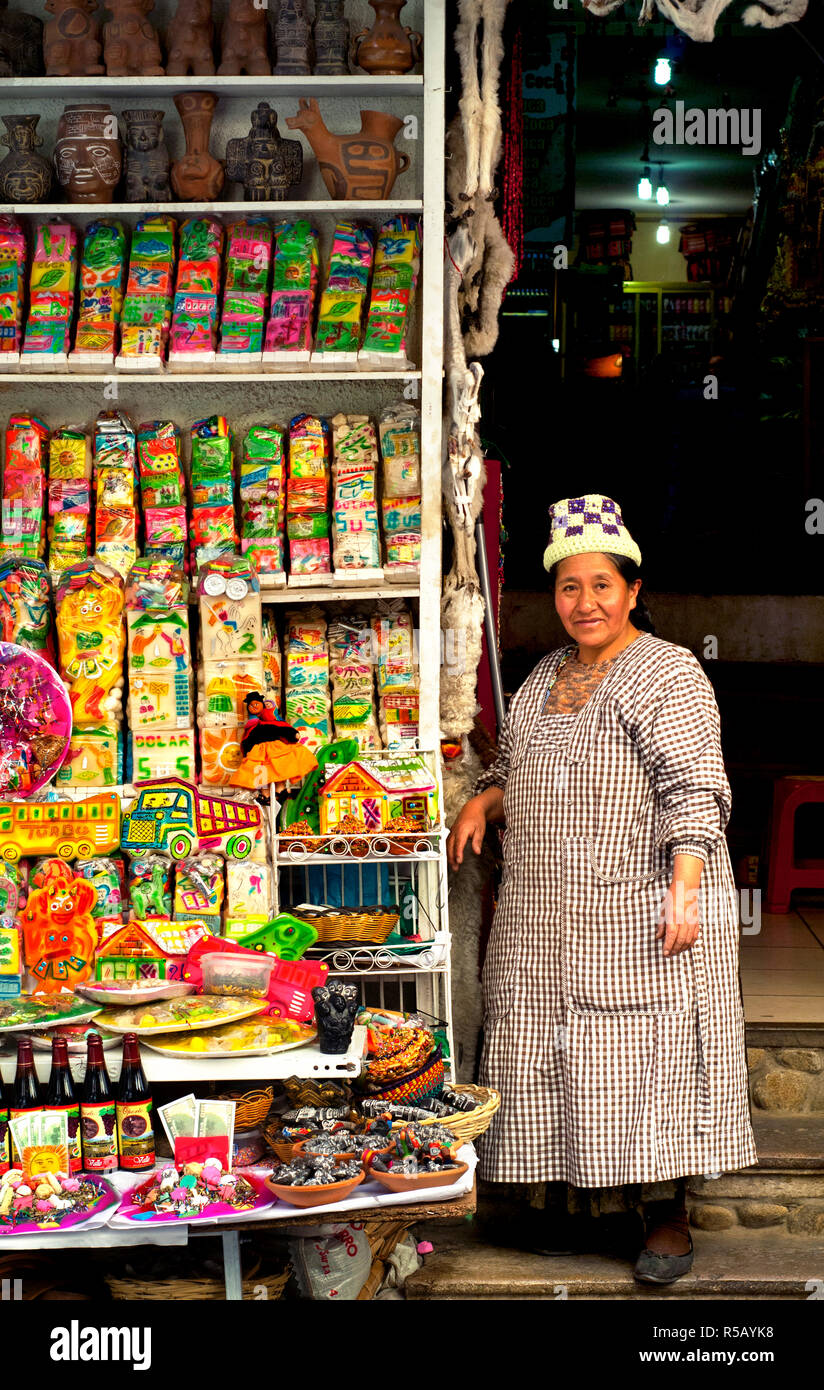 Witches' Market, Mercado de las Brujas, Indigenous Aymaran Shopkeeper ...
