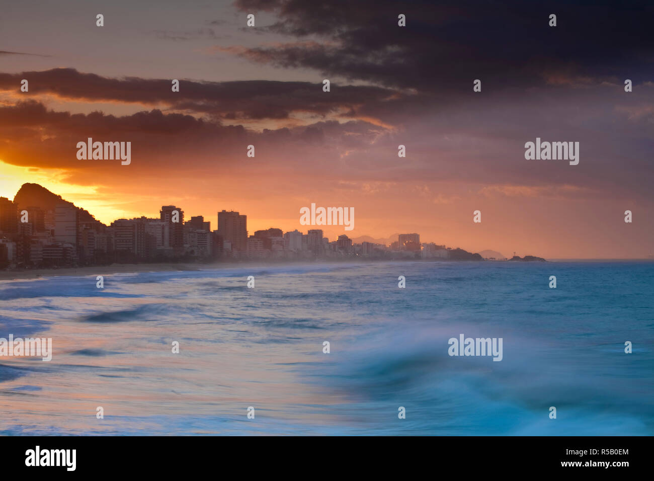 Brazil, Rio De Janeiro, Ipanema beach at sunrise Stock Photo - Alamy