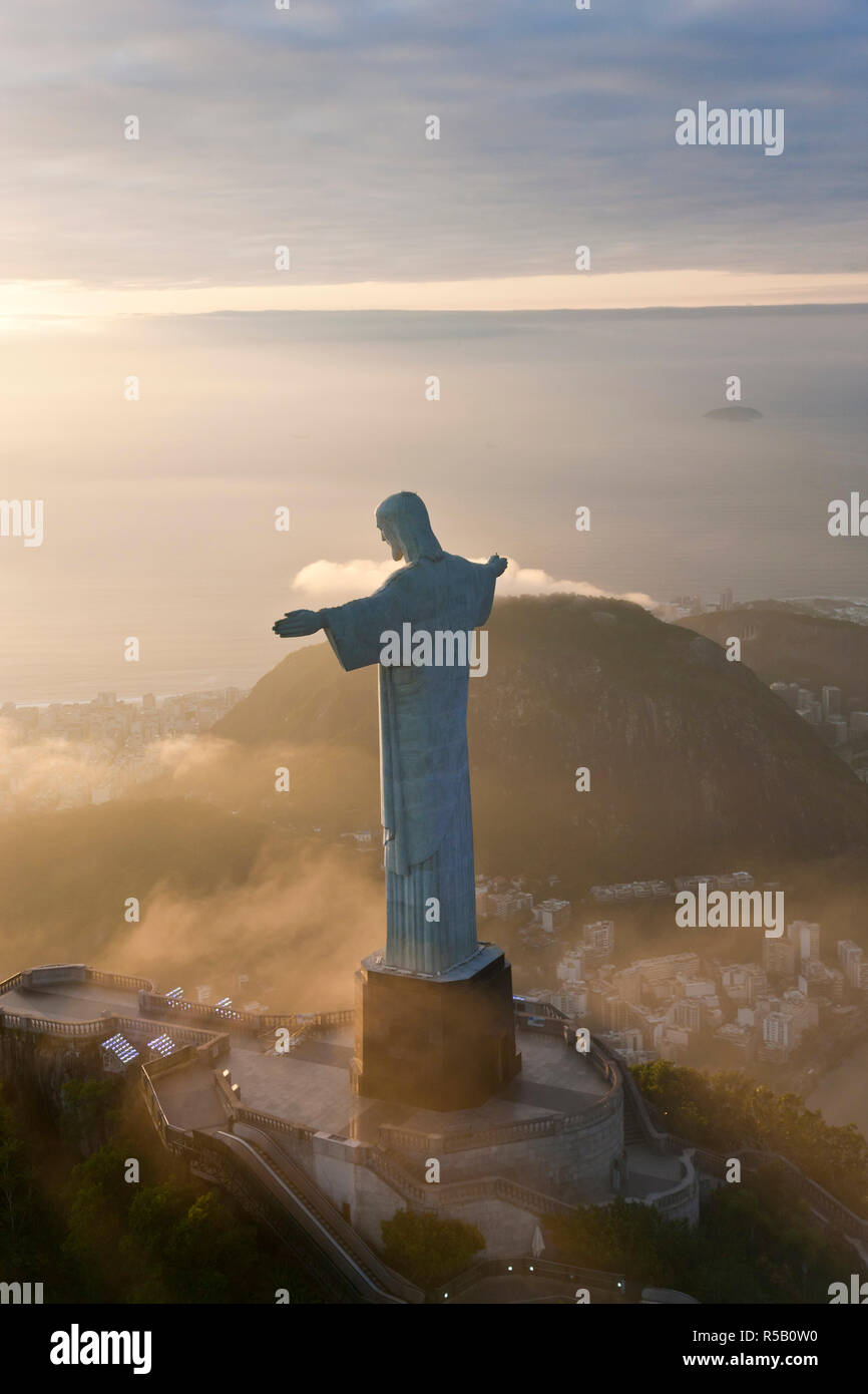 Statue of Jesus, known as Cristo Redentor (Christ the Redeemer), on ...