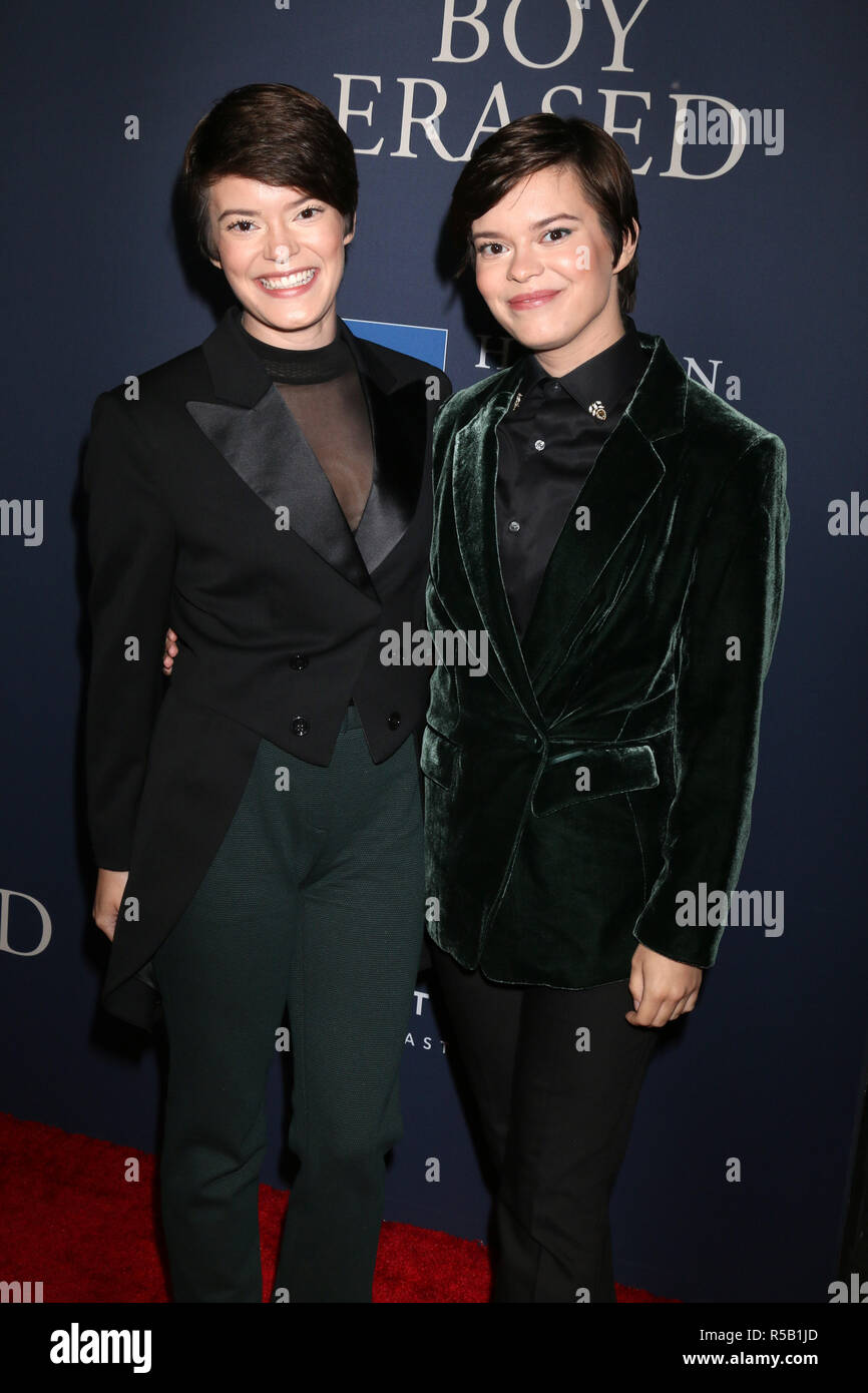 Elizabeth hinkler hi-res stock photography and images - Alamy