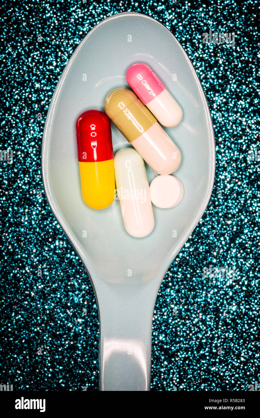 Medication pill capsule low hi-res stock photography and images - Alamy