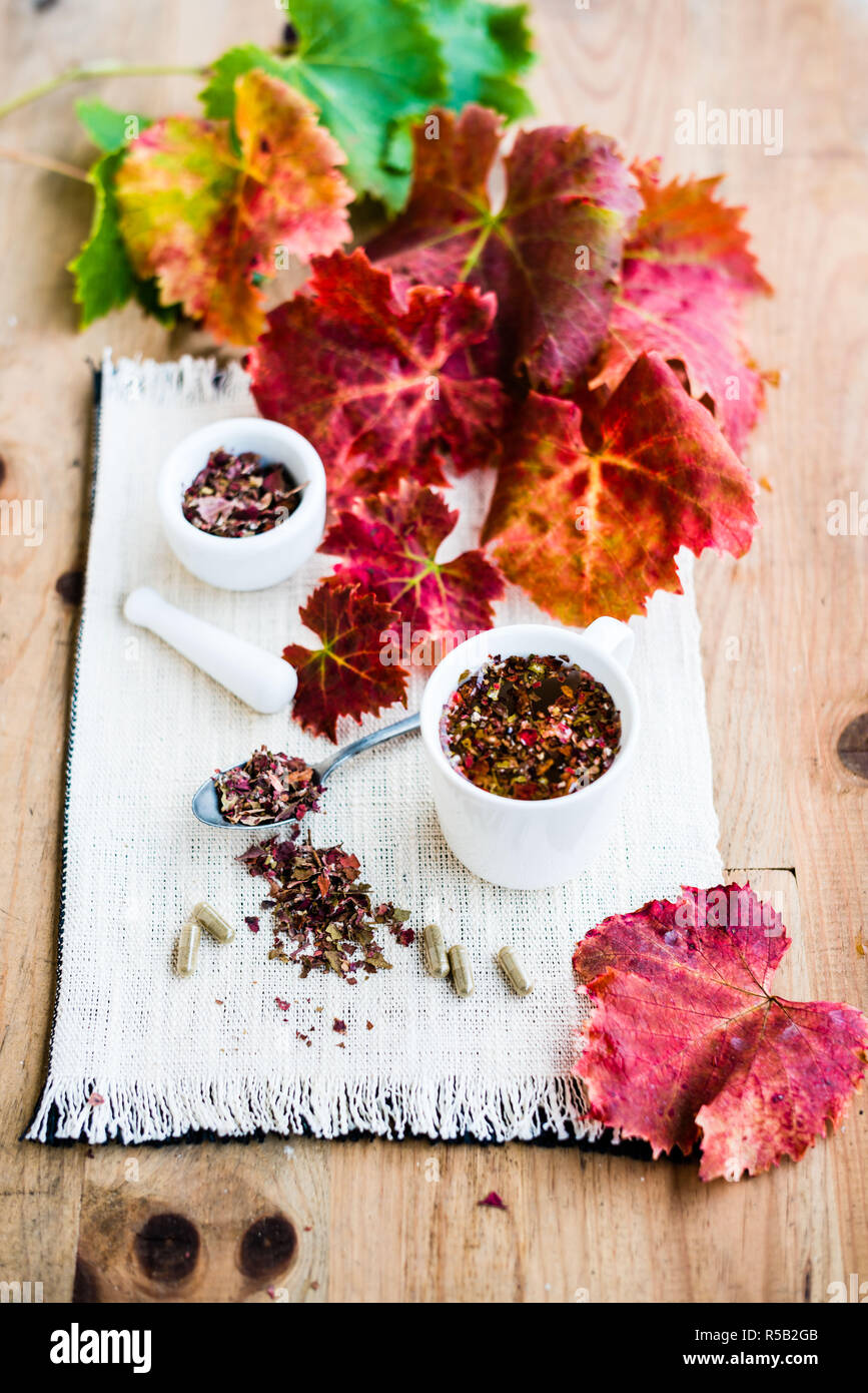 Vine tea hi-res stock photography and images - Alamy