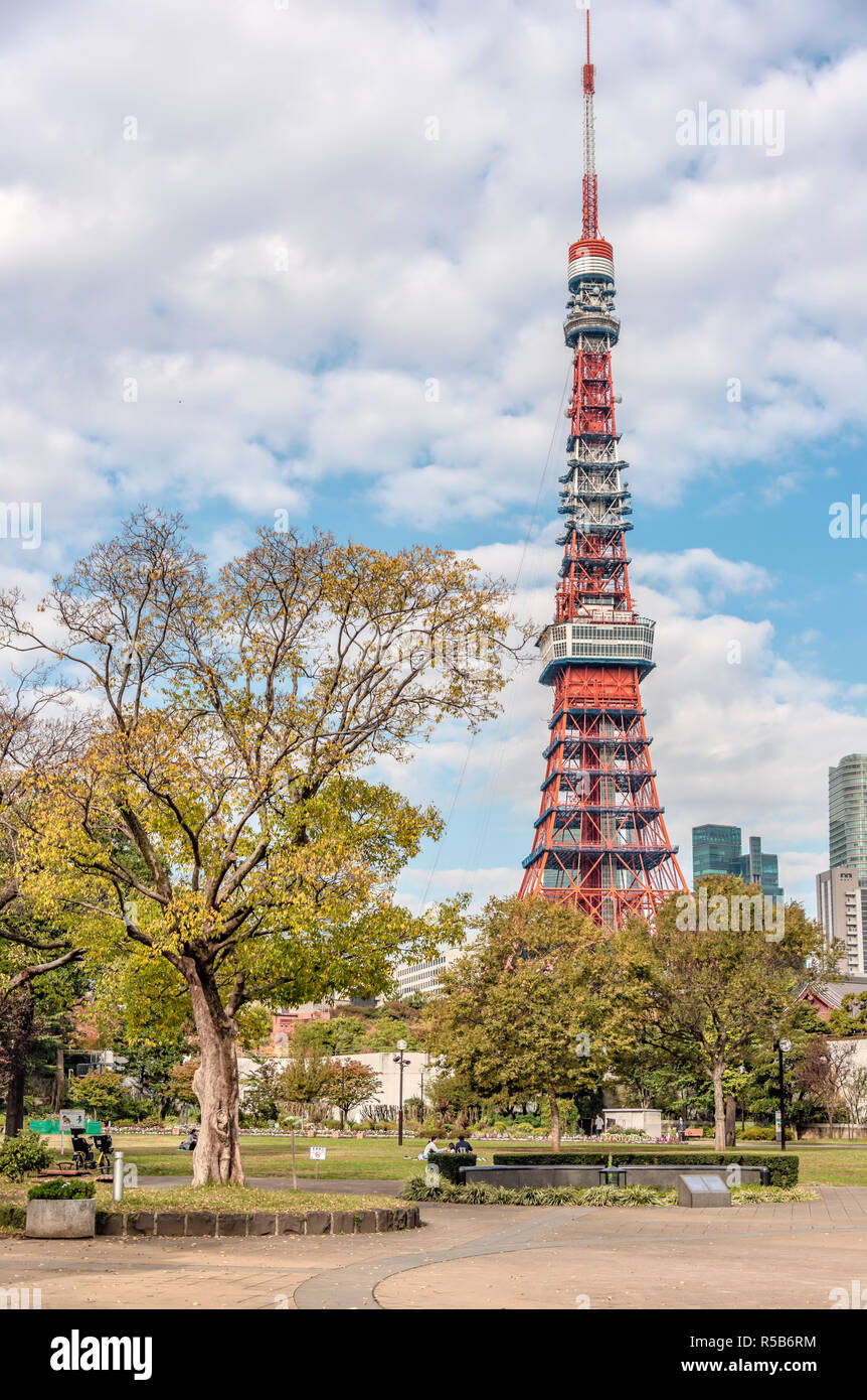 Tokyo tower and tokyo tower hi-res stock photography and images - Alamy