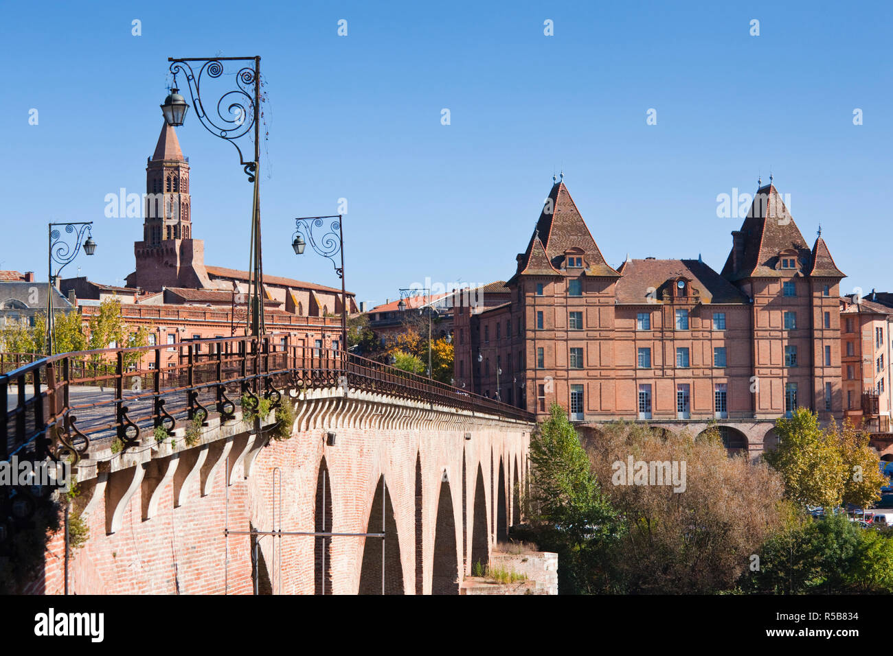 Tarn et garonne hi-res stock photography and images - Alamy