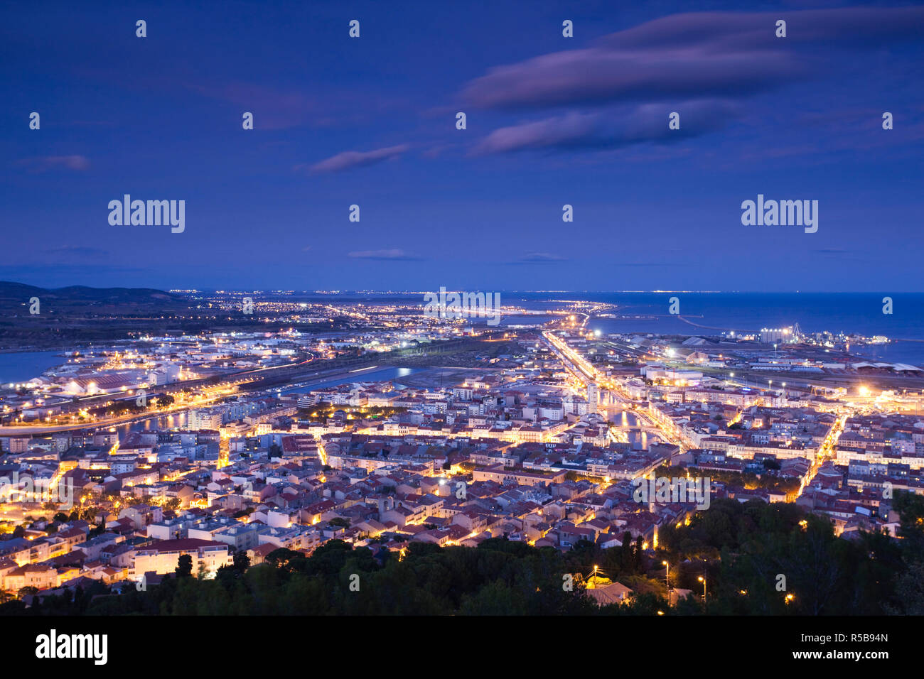 Mont st clair hi-res stock photography and images - Alamy