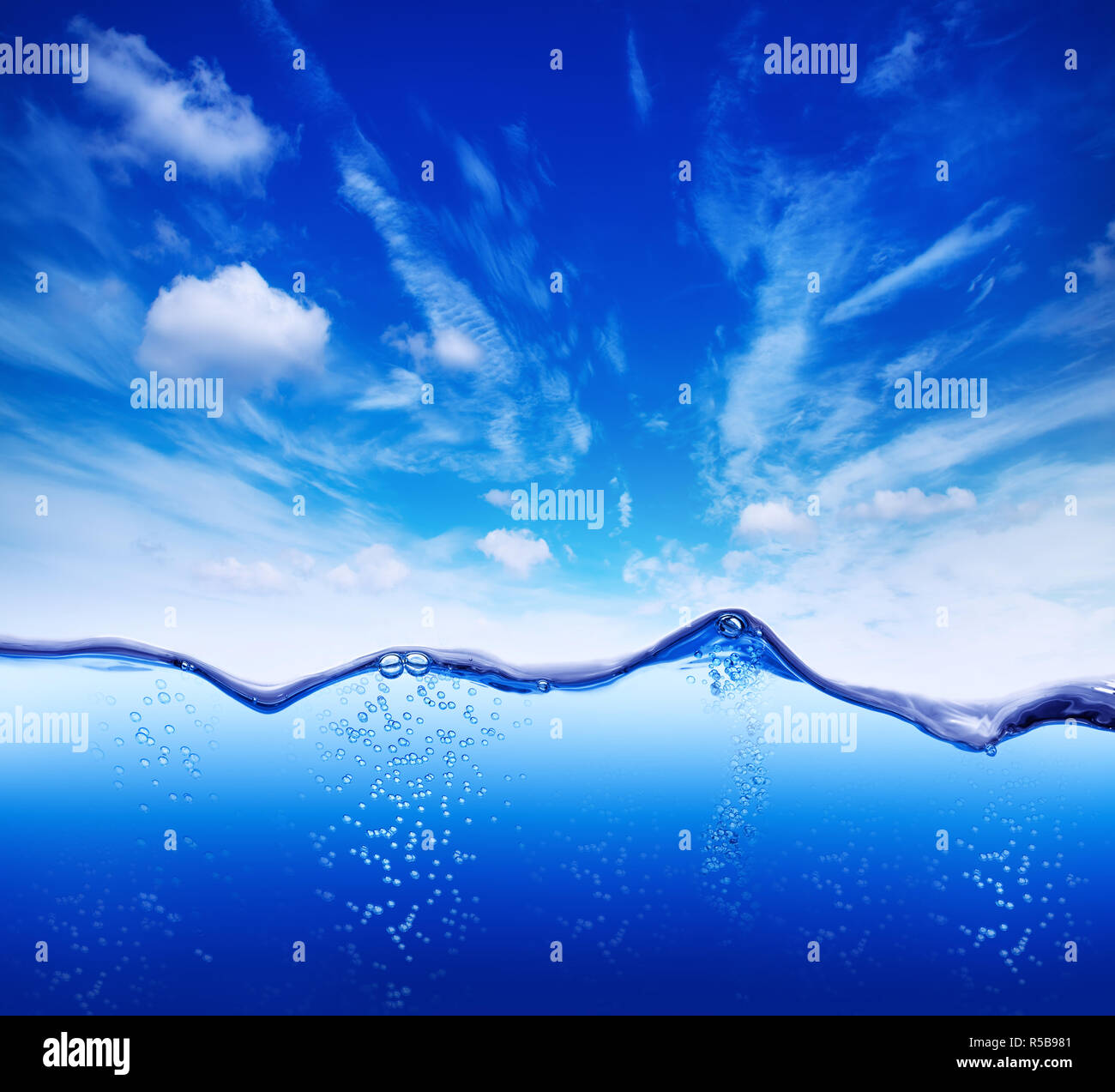 Waterline sea bubble hi-res stock photography and images - Alamy