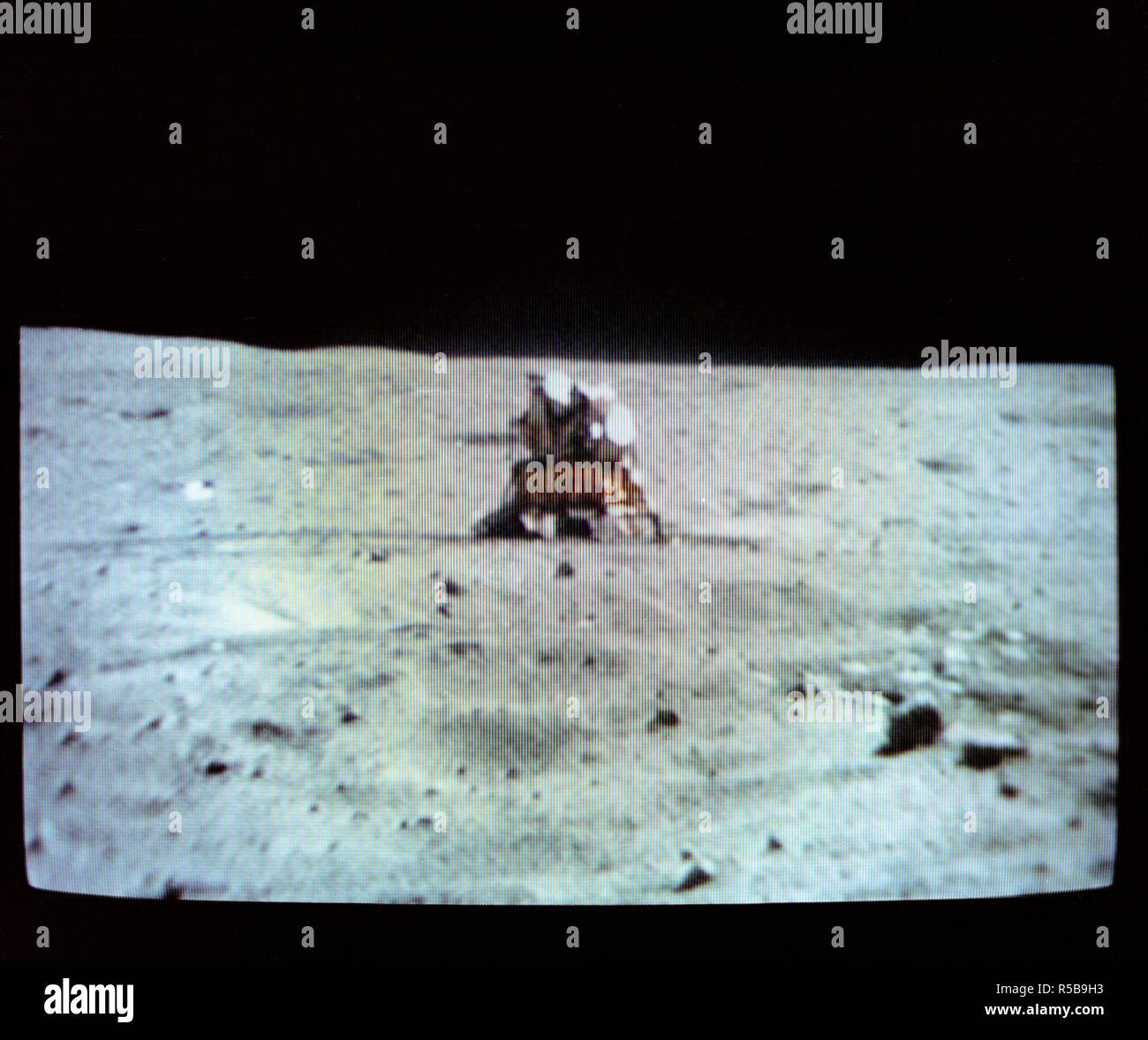 Moon landing television hi-res stock photography and images - Alamy