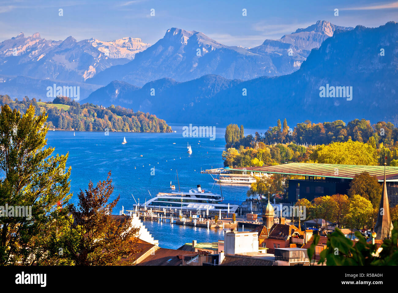Switzerland tourism hi-res stock photography and images - Alamy