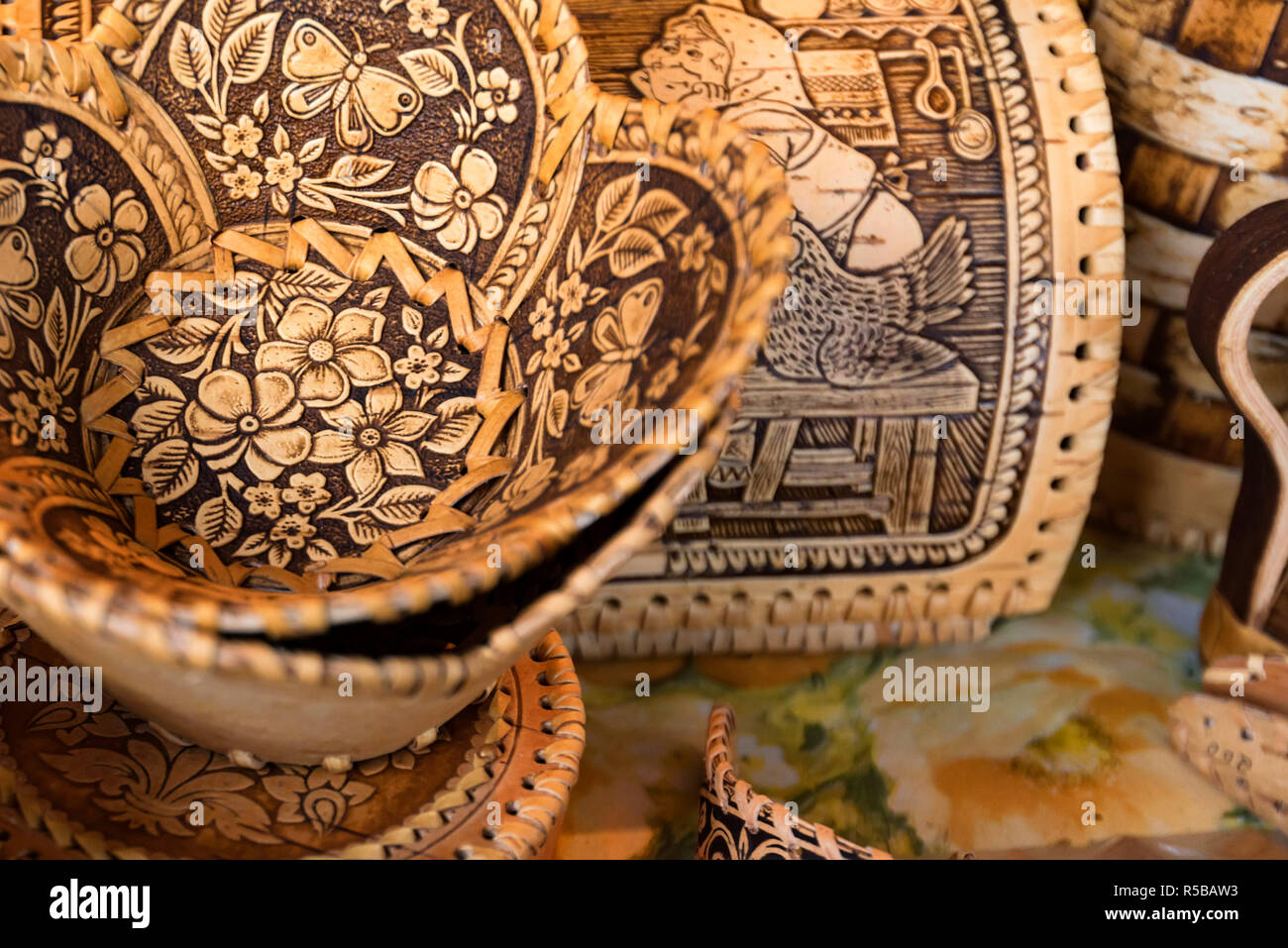 Russian art craft tradition hi-res stock photography and images - Alamy