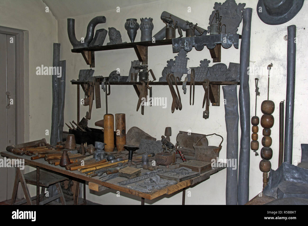 Victorian tools hi-res stock photography and images - Alamy