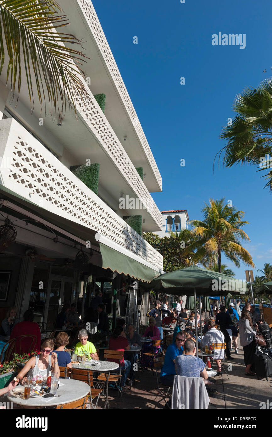 Ocean Drive, South Beach, Miami Beach, Florida, USA Stock Photo - Alamy