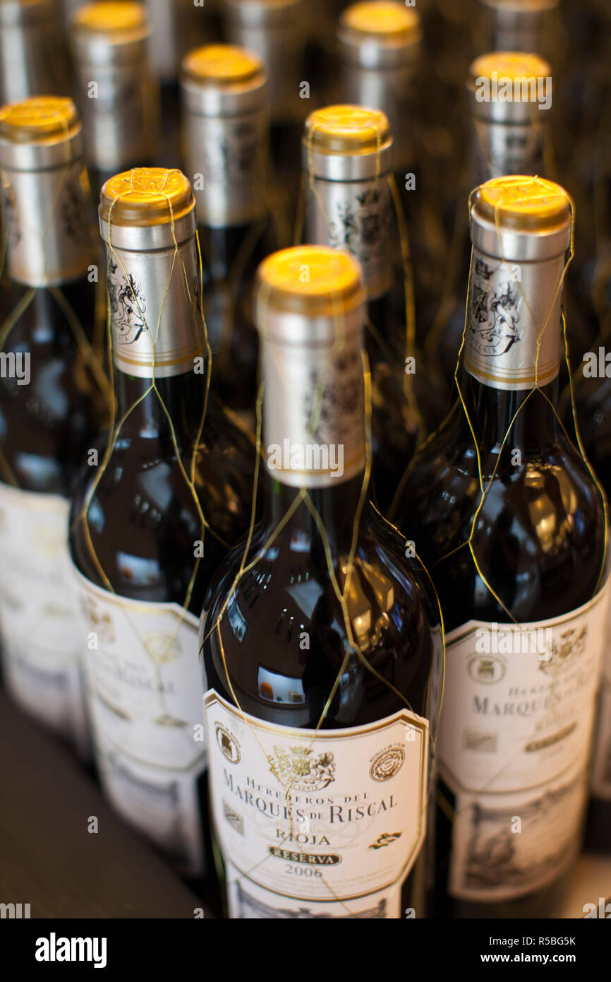 Spanish rioja wine bottles hi-res stock photography and images - Alamy