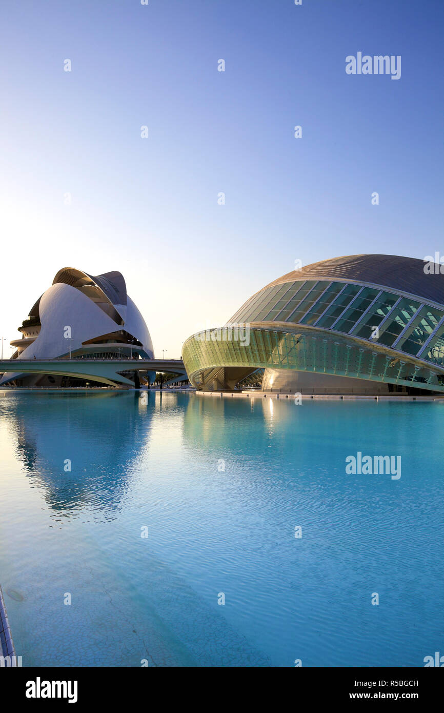 Valencia concert hall hi-res stock photography and images - Alamy