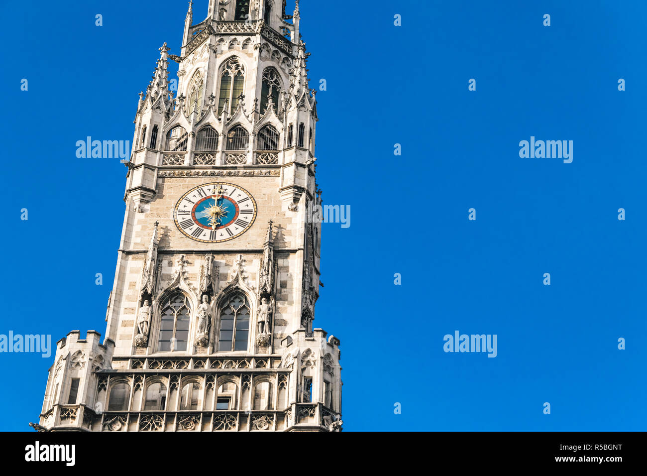 Clock on New Town Hall at Marienplatz, Munich showing six o'clock time ...