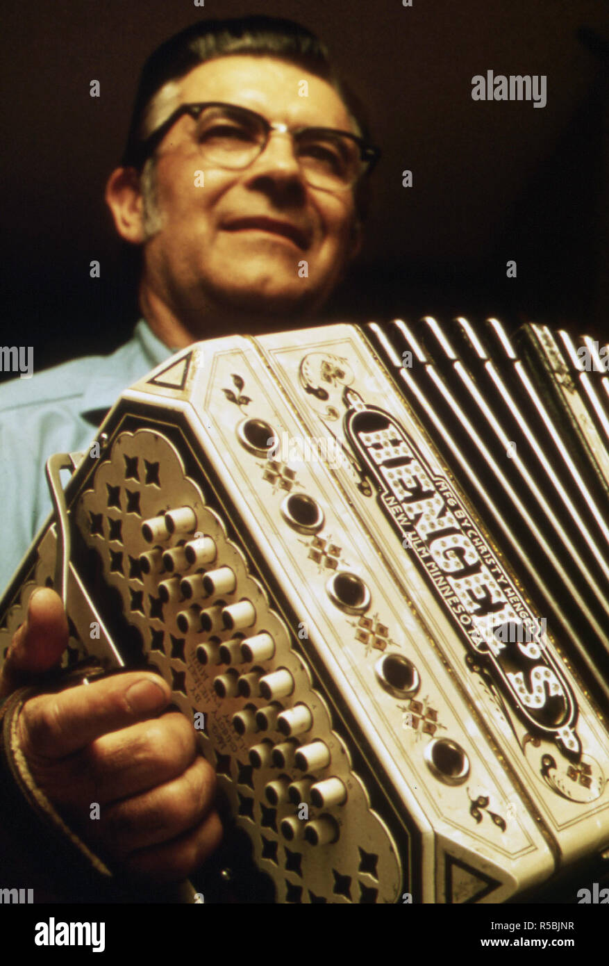 Concertina player hi-res stock photography and images - Alamy