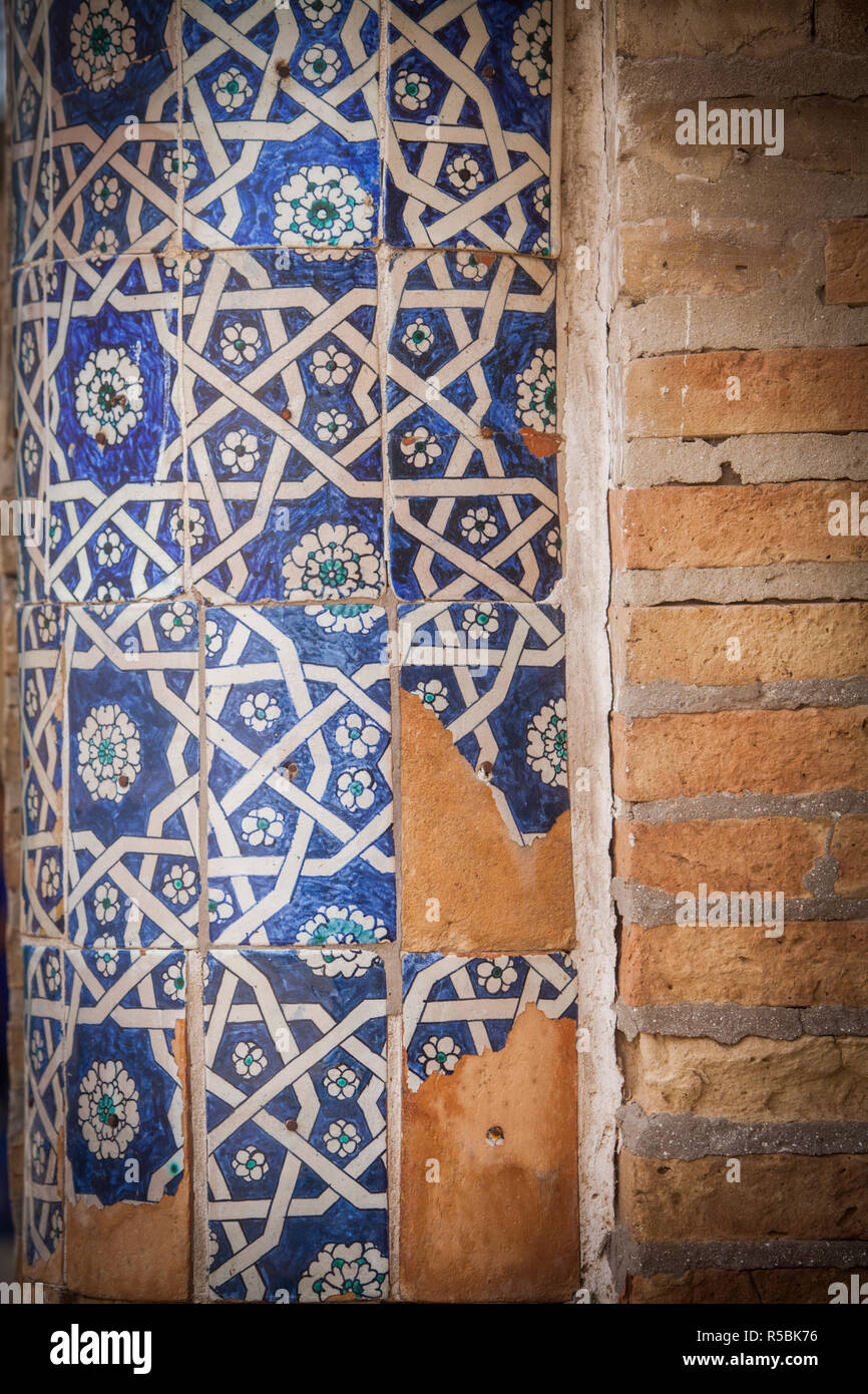 Arabic decorations on a wall Stock Photo - Alamy