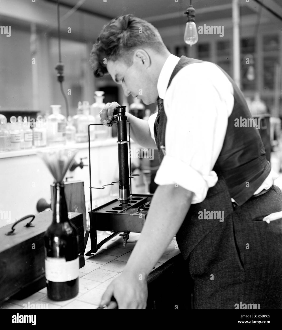 Early 1900s Laboratory High Resolution Stock Photography and Images - Alamy