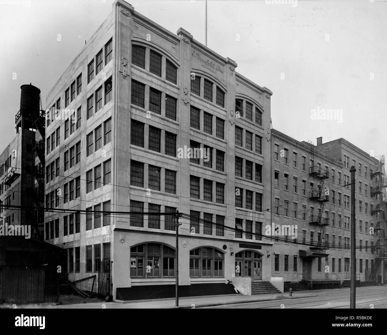 1900s making candy hi-res stock photography and images - Alamy