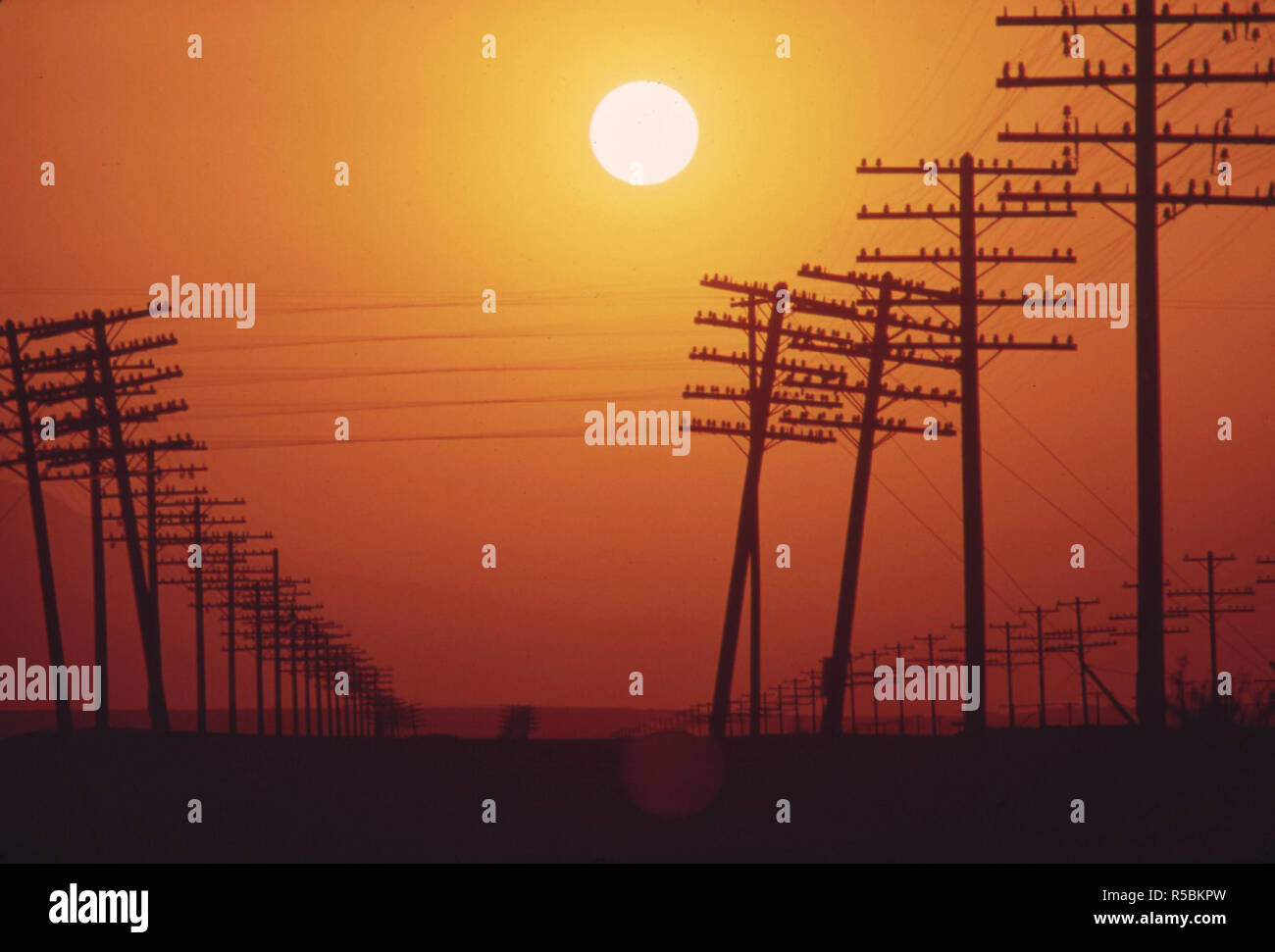 Los angeles 1970s smog hi-res stock photography and images - Alamy
