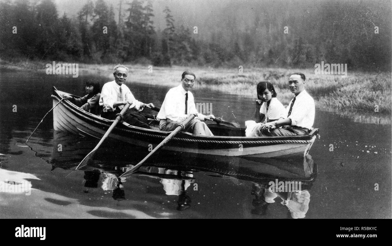 Group of people rowing Black and White Stock Photos & Images - Alamy