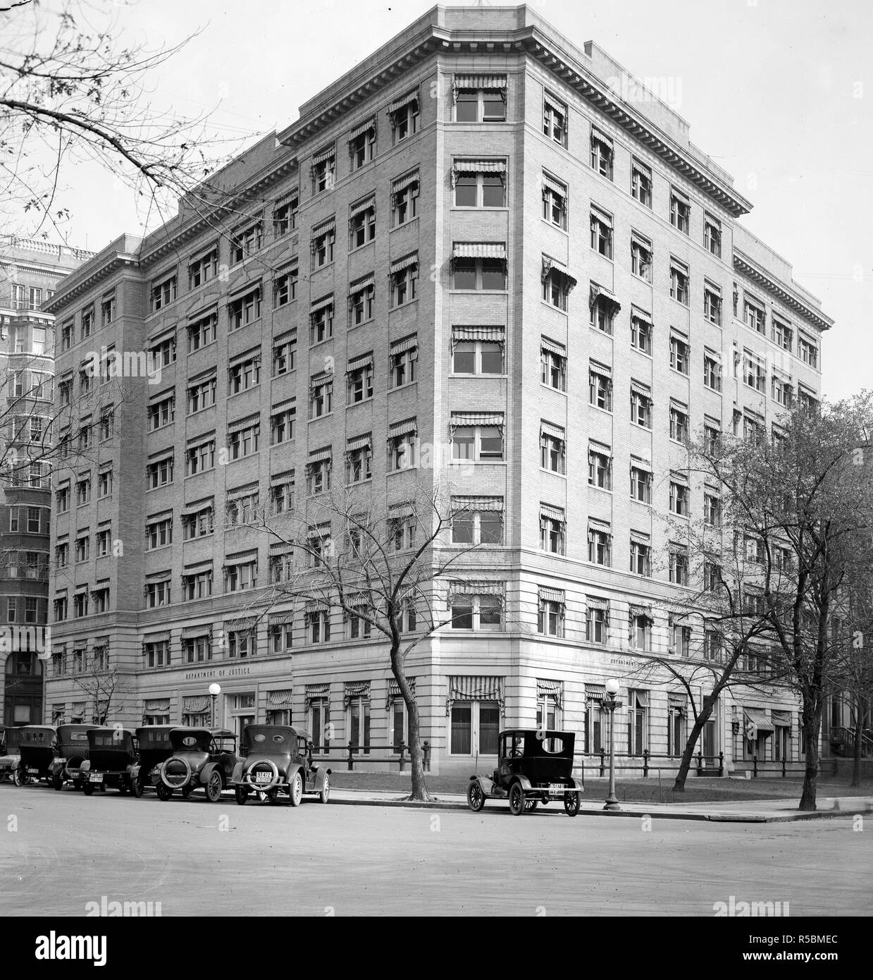 Justice building 1910s hi-res stock photography and images - Alamy